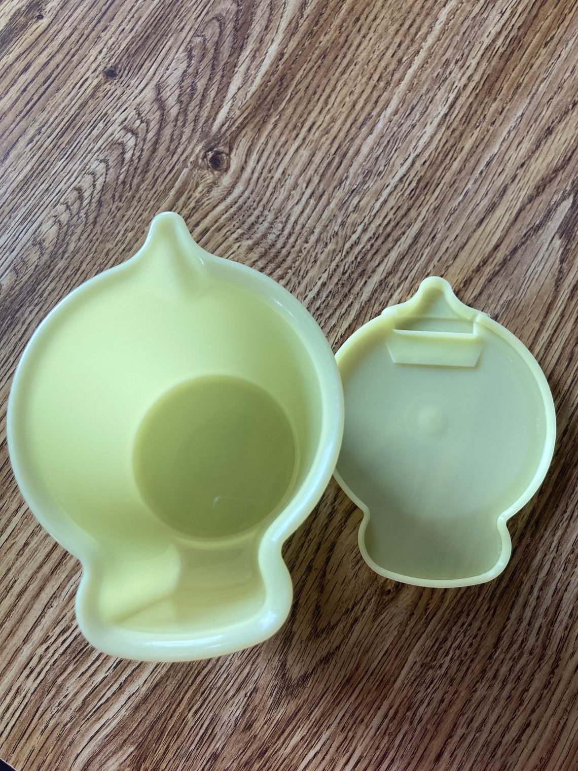 Vintage Tupperware Yellow Cream Container 3.5 Inches Tall Holds 2 Cups ...