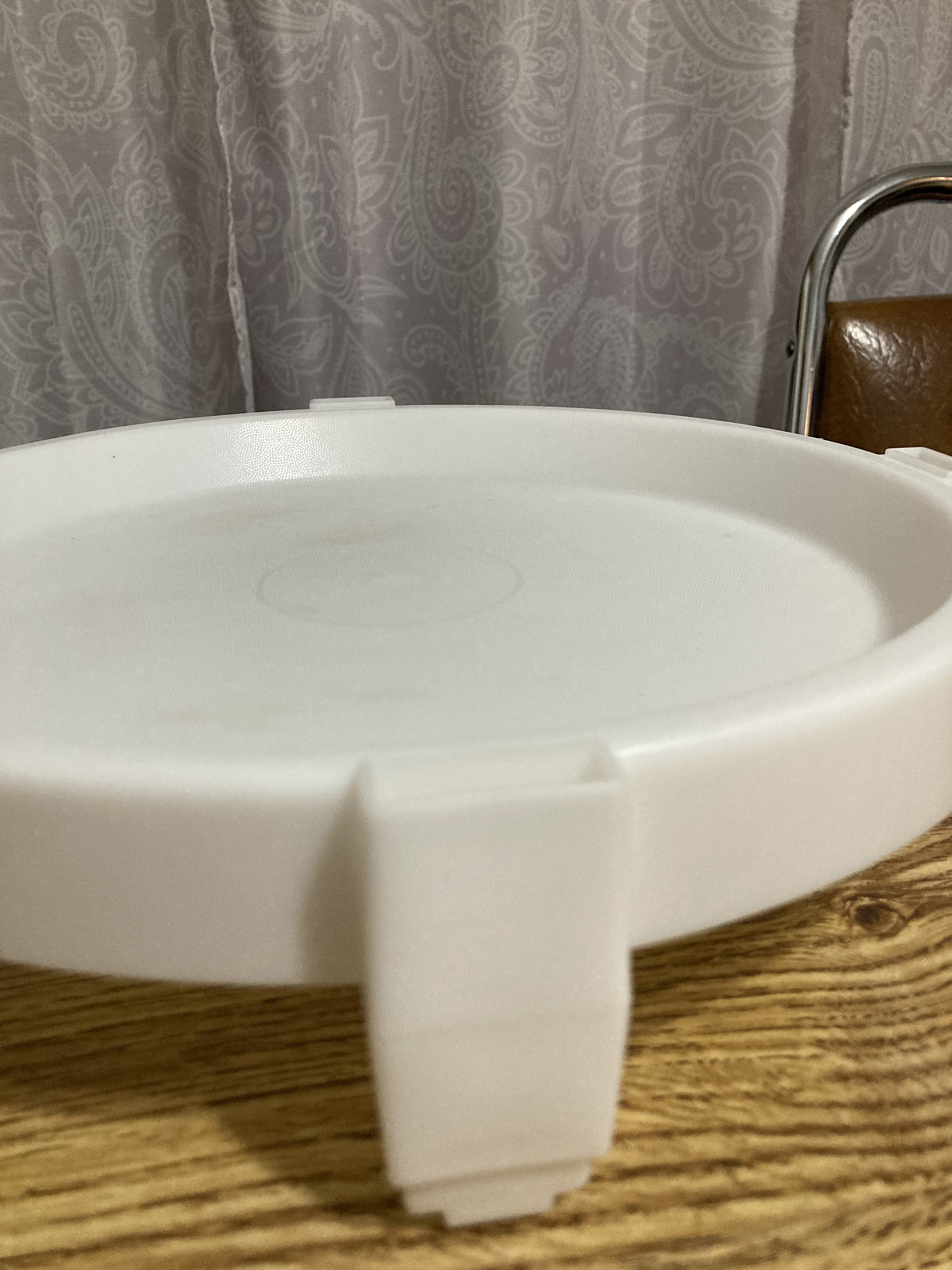 Tupperware Vintage Divide a Rack Pie Stacker Carrier White 10.5 Inches ...