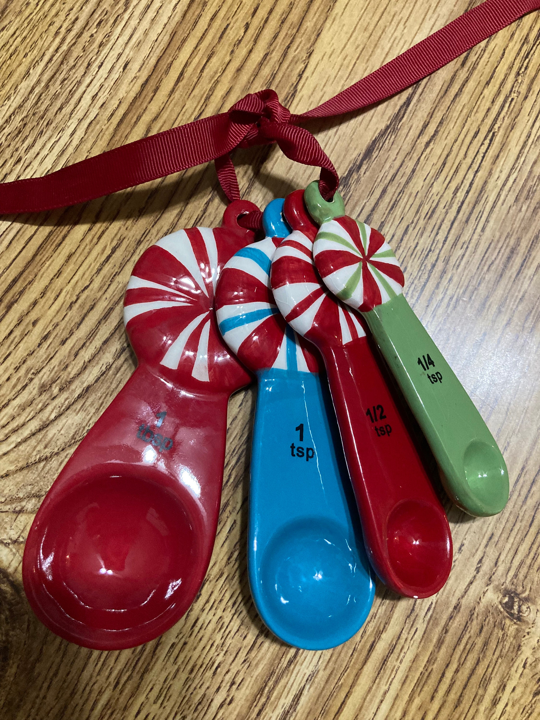 Christmas Holiday Measuring Spoons Set of Four 1 Tbsp 1 Tsp 1/2 Tsp 1/4 ...