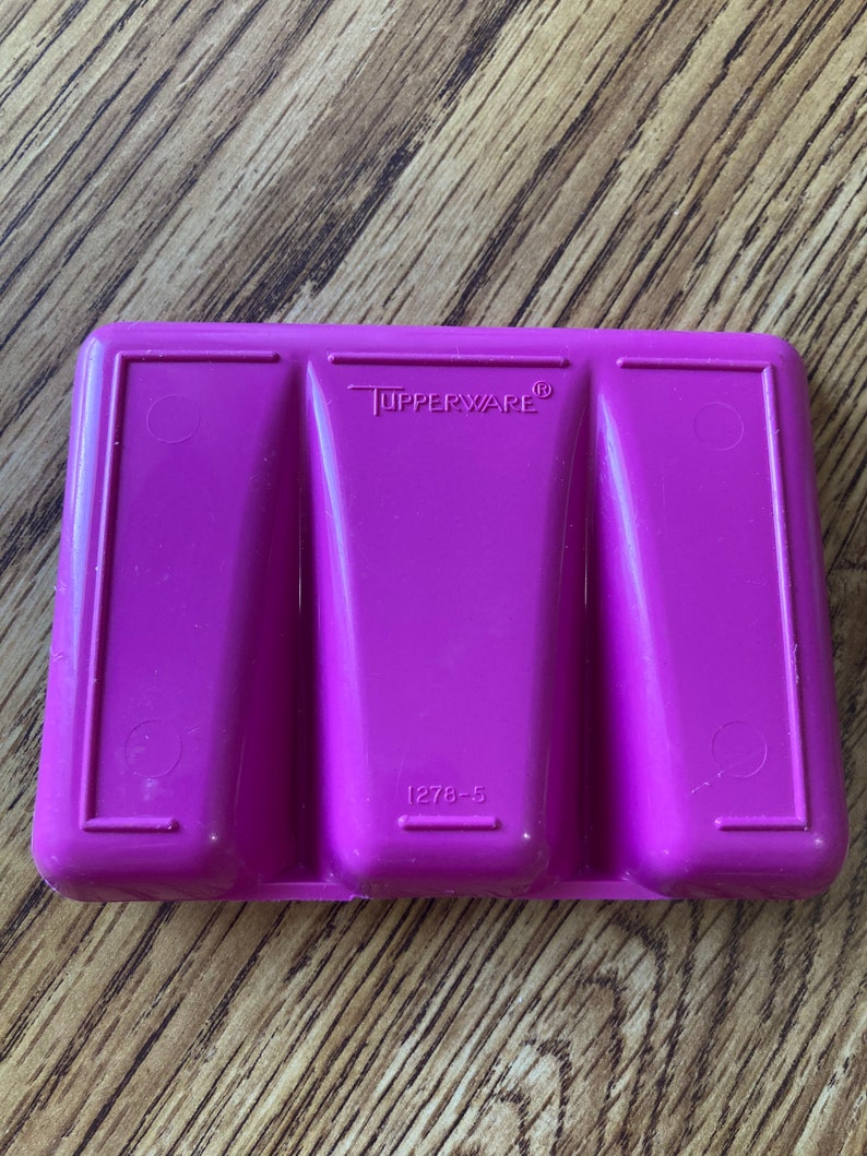 Vintage Tupperware Hot Pink Soap Dish Tray Scouring Pad Holder Useful ...