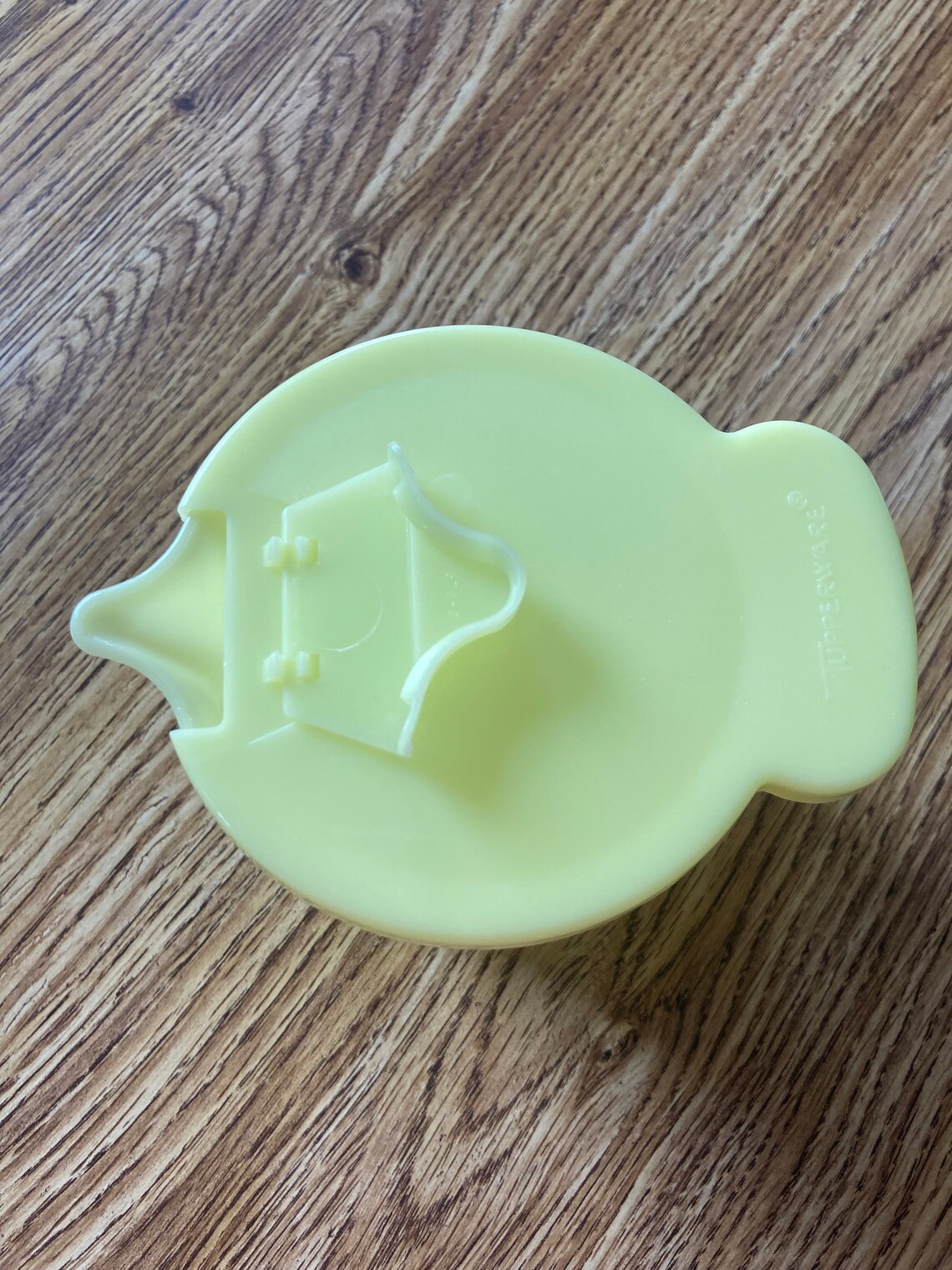 Vintage Tupperware Yellow Cream Container 3.5 Inches Tall Holds 2 Cups ...