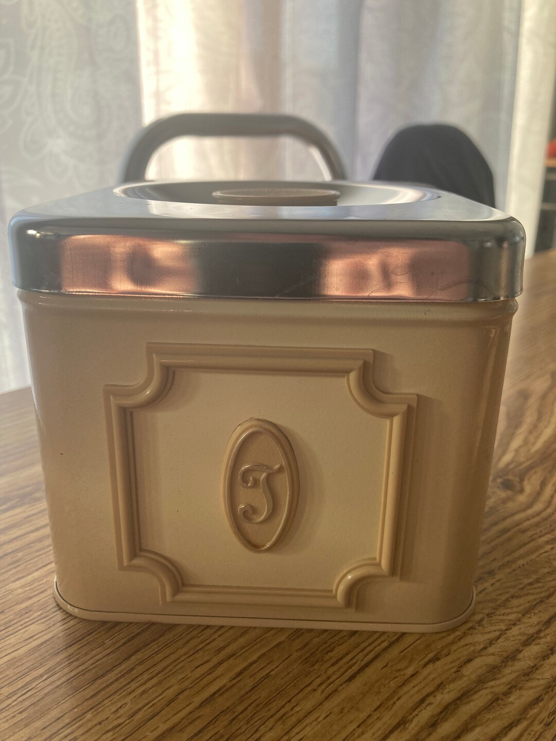 Vintage Ekco Metal Tea Canister Tin 1980s Almond Coloured 4.25 Inches ...