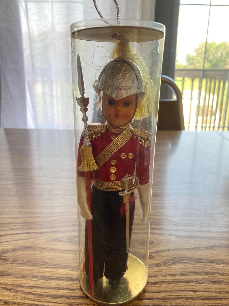 Vintage British Guard Doll Gentleman in Arms Souvenir Doll About 8 ...