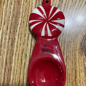 Christmas Holiday Measuring Spoons Set of Four 1 Tbsp 1 Tsp 1/2 Tsp 1/4 ...