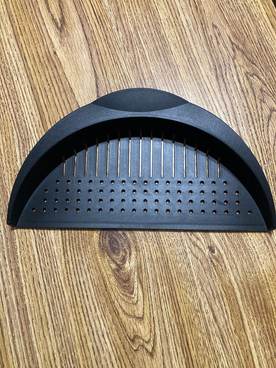 Tupperware Chef Series Scoop for Cutting Board. 4170A-2 Black 12 1/4 ...