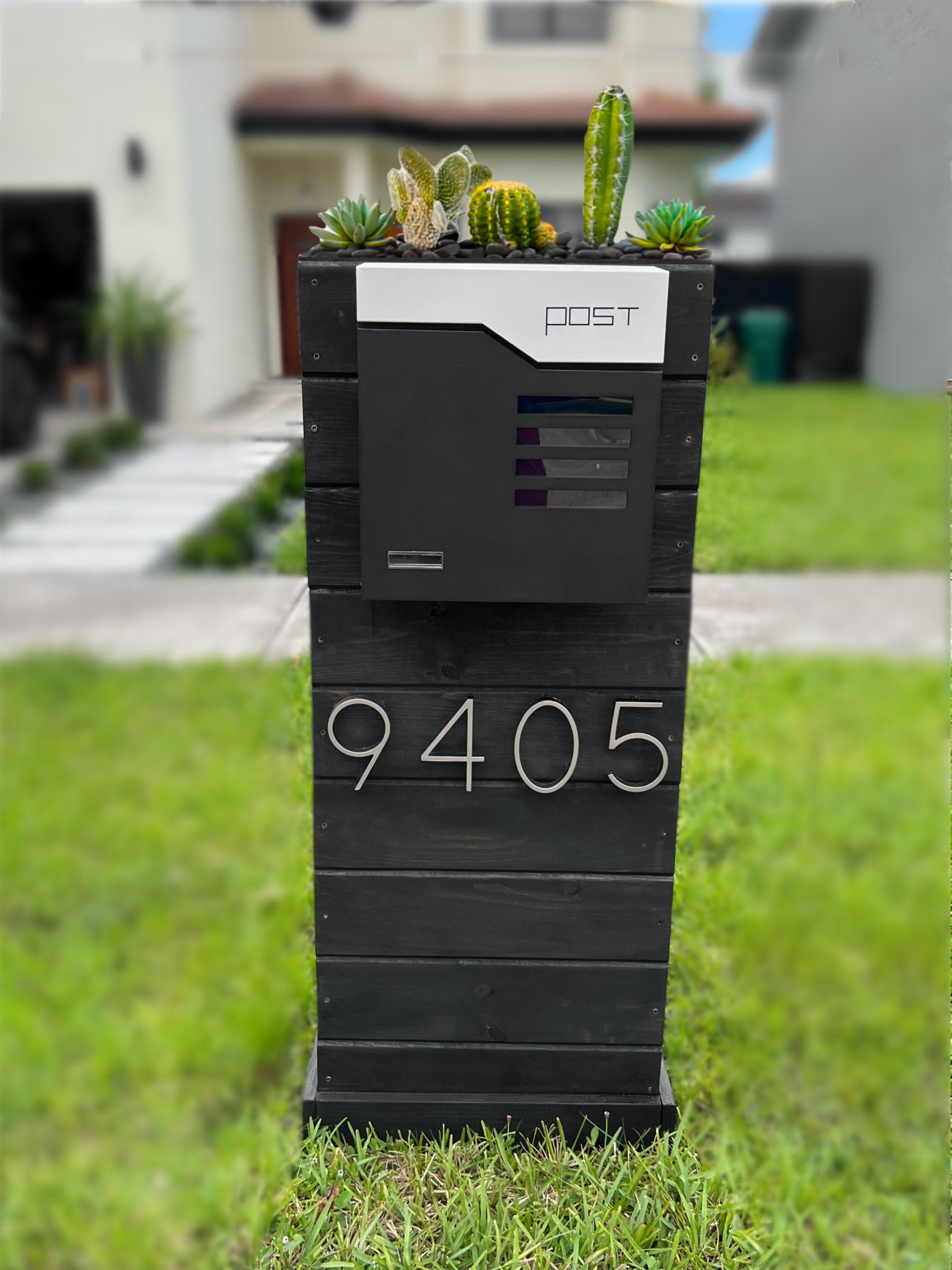 AGAVE LUXE Black and White Mailbox Modern Mailbox With Succulent ...