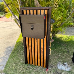 LINEAR LUXE Slatwall Mailbox Vintage Mailbox Custom House Numbers ...