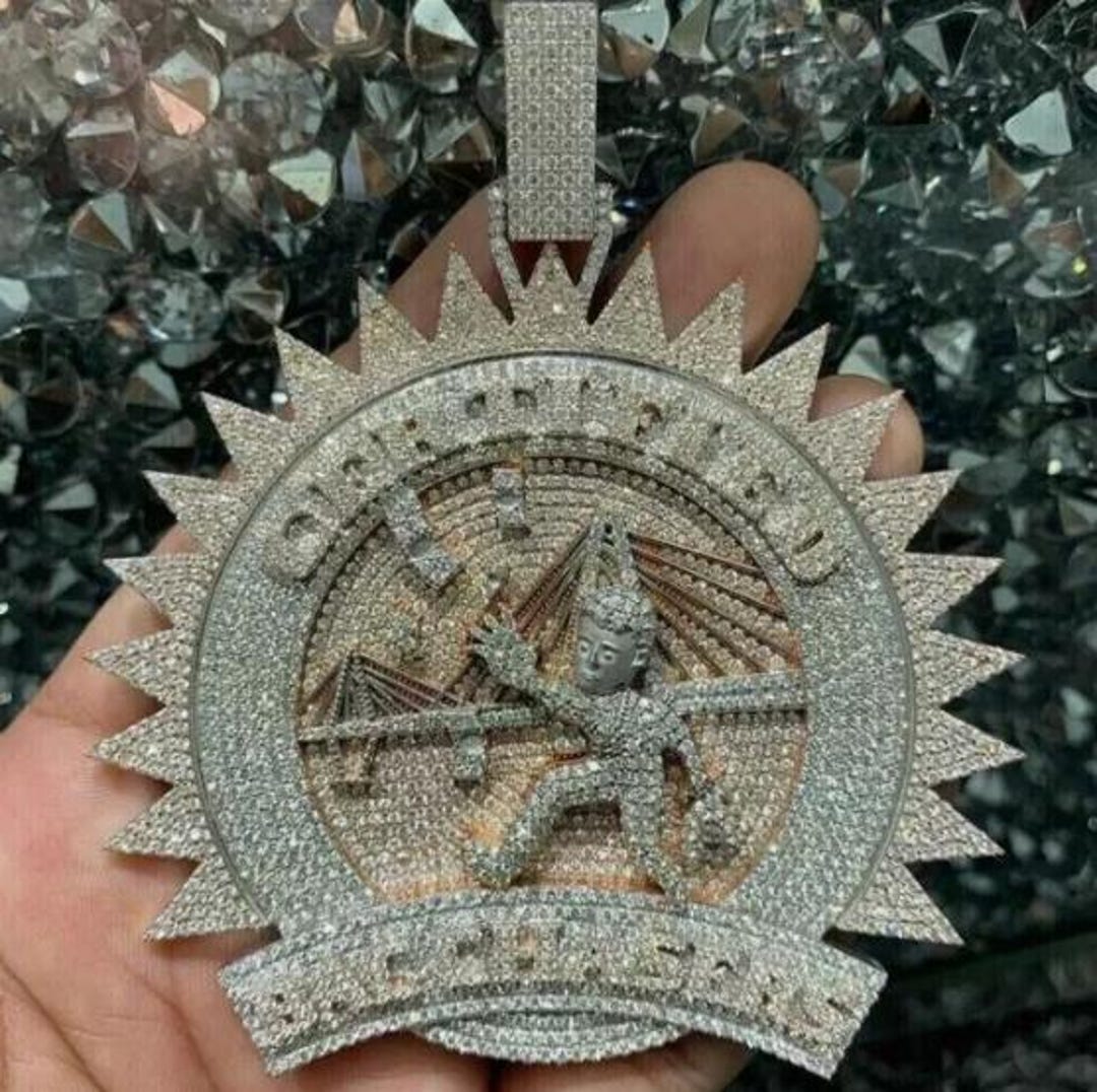 Iced Out Diamond Man Faced Pendant Money Hand Holding Pendant Iced Out ...