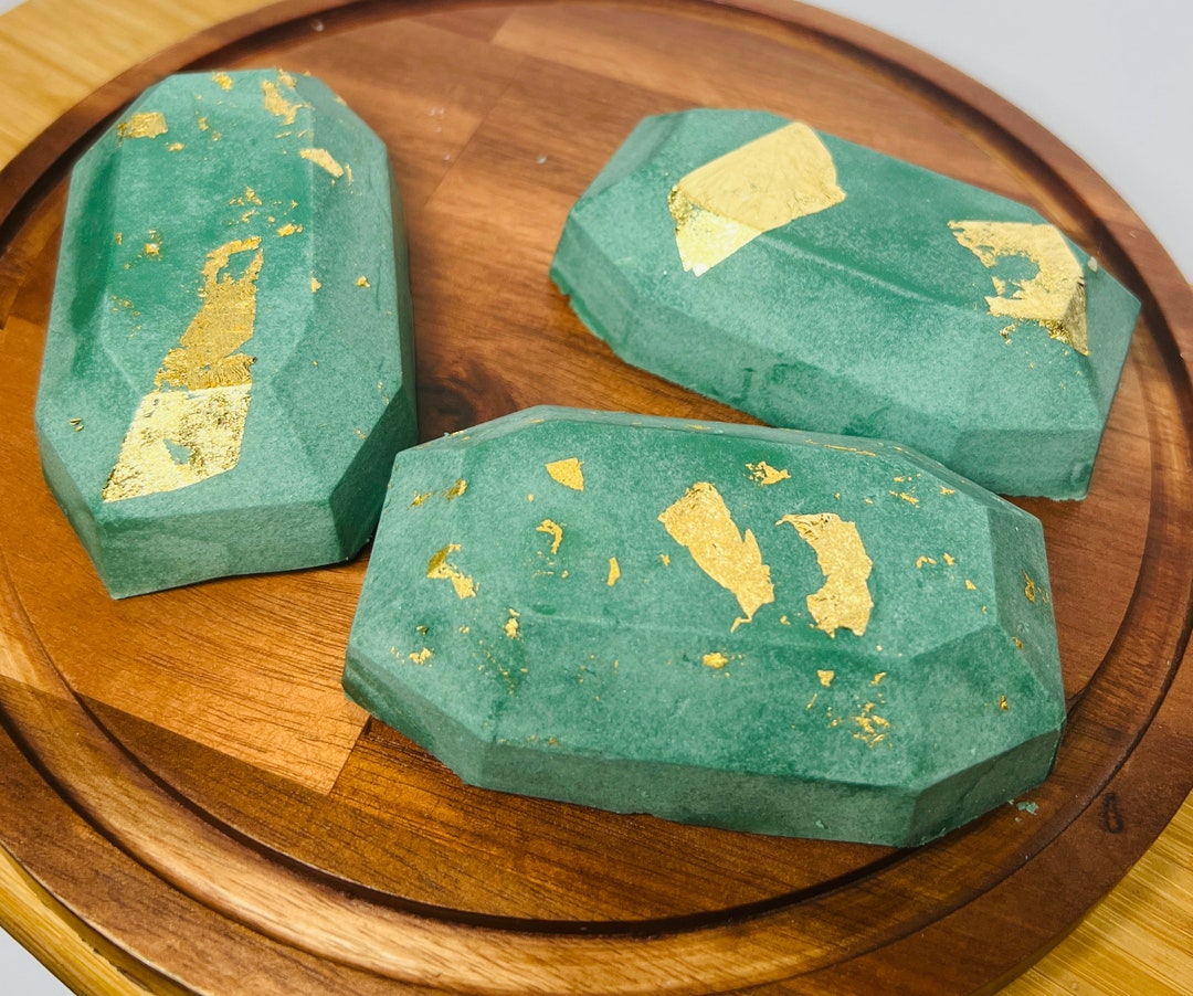 Signature Emerald Soap - Etsy