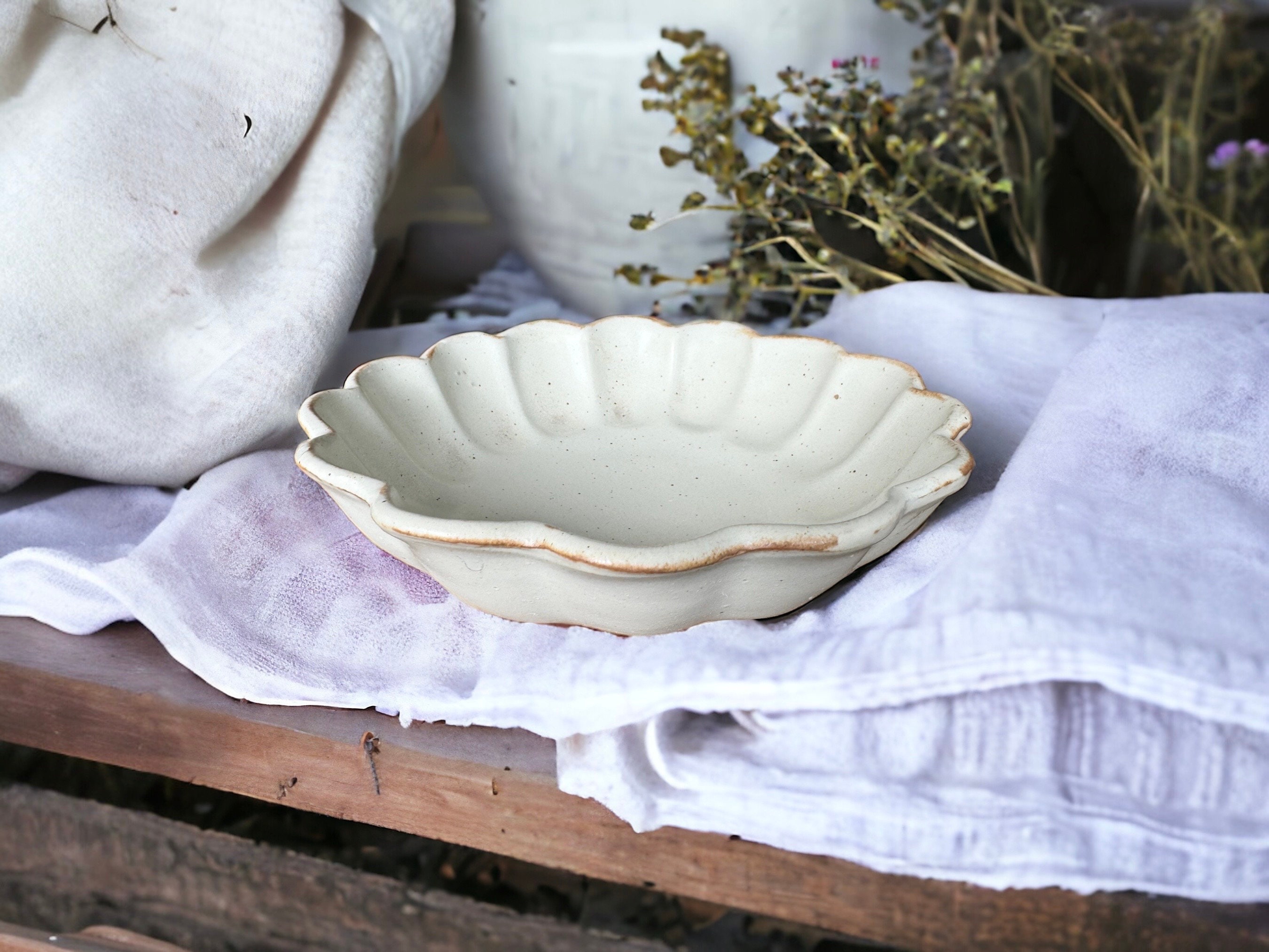 Handcrafted Scalloped Edge Porcelain Dish, Flower Shaped Pasta Bowl ...