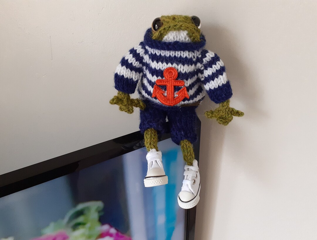 Knitted Frog, Sailor Frog, Valentines Gift, Frog With Jumper - Etsy