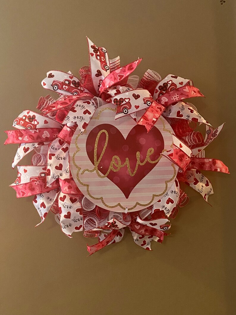 Love Valentines Day Wreath - Etsy