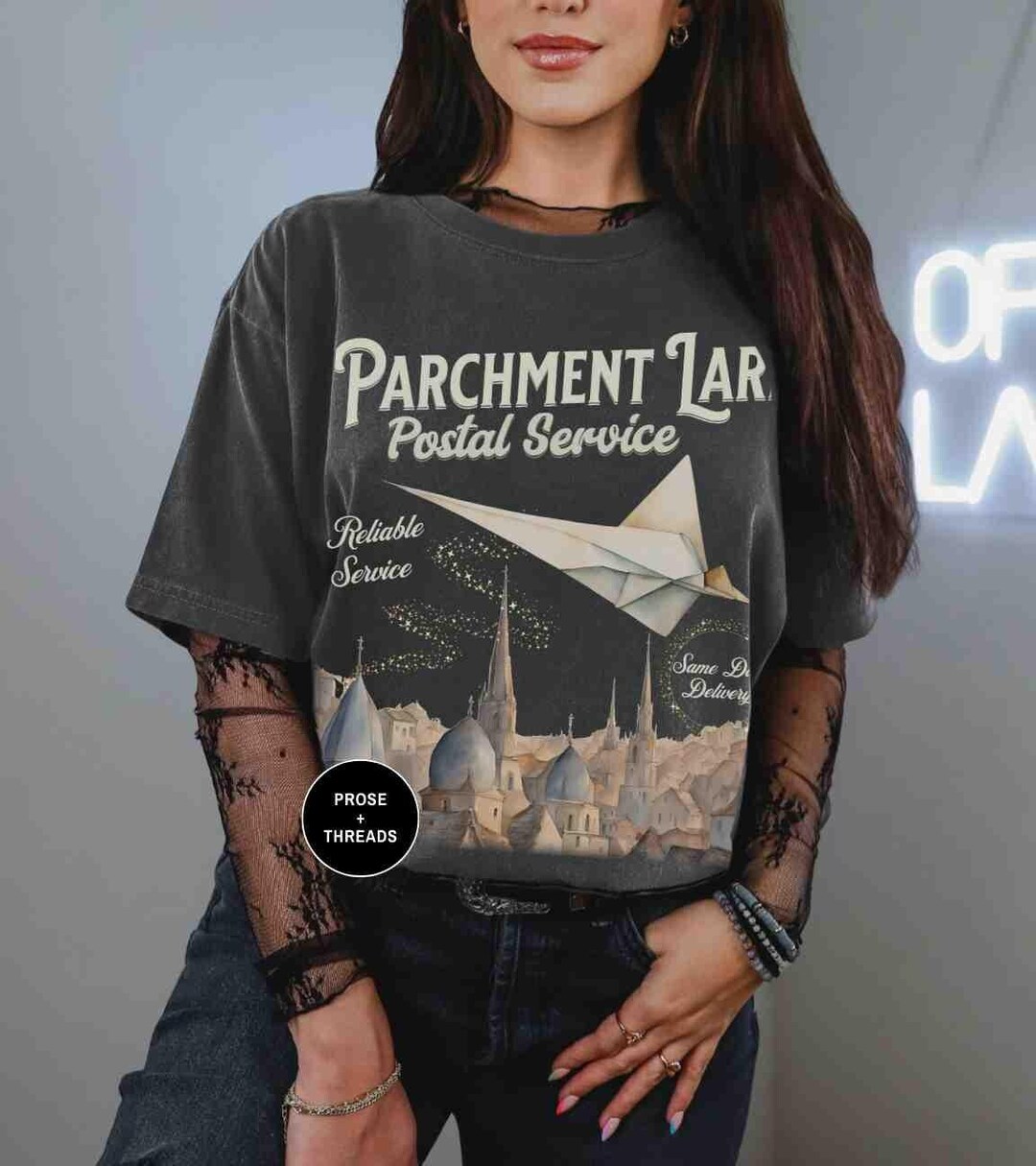 Parchment Lark When the Moon Hatched Kaan Vaegor Romantasy Booktok ...