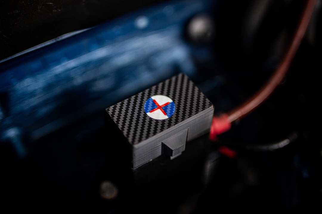 BMW E36 3-series 92 - 99 and Z3 96 - 00 Positive Battery Terminal Cover ...