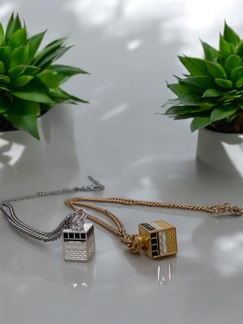 3D Kaaba (الكعبة) Necklace, Custom Handmade Islamic Jewelry Gift for ...