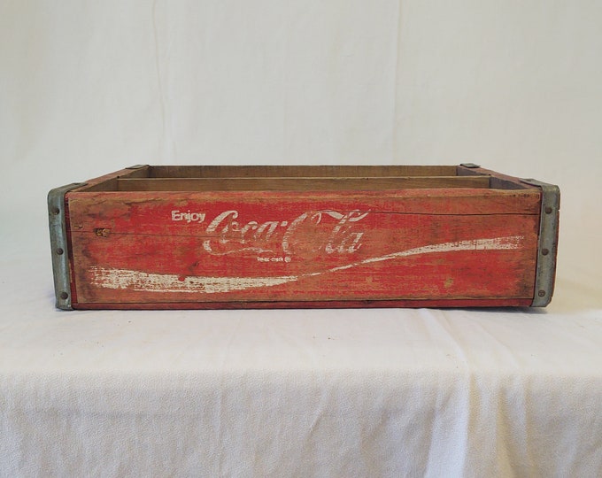 Vintage Red Coca Cola Wooden Crate With Dividers - Miller Mfg. Richmond ...