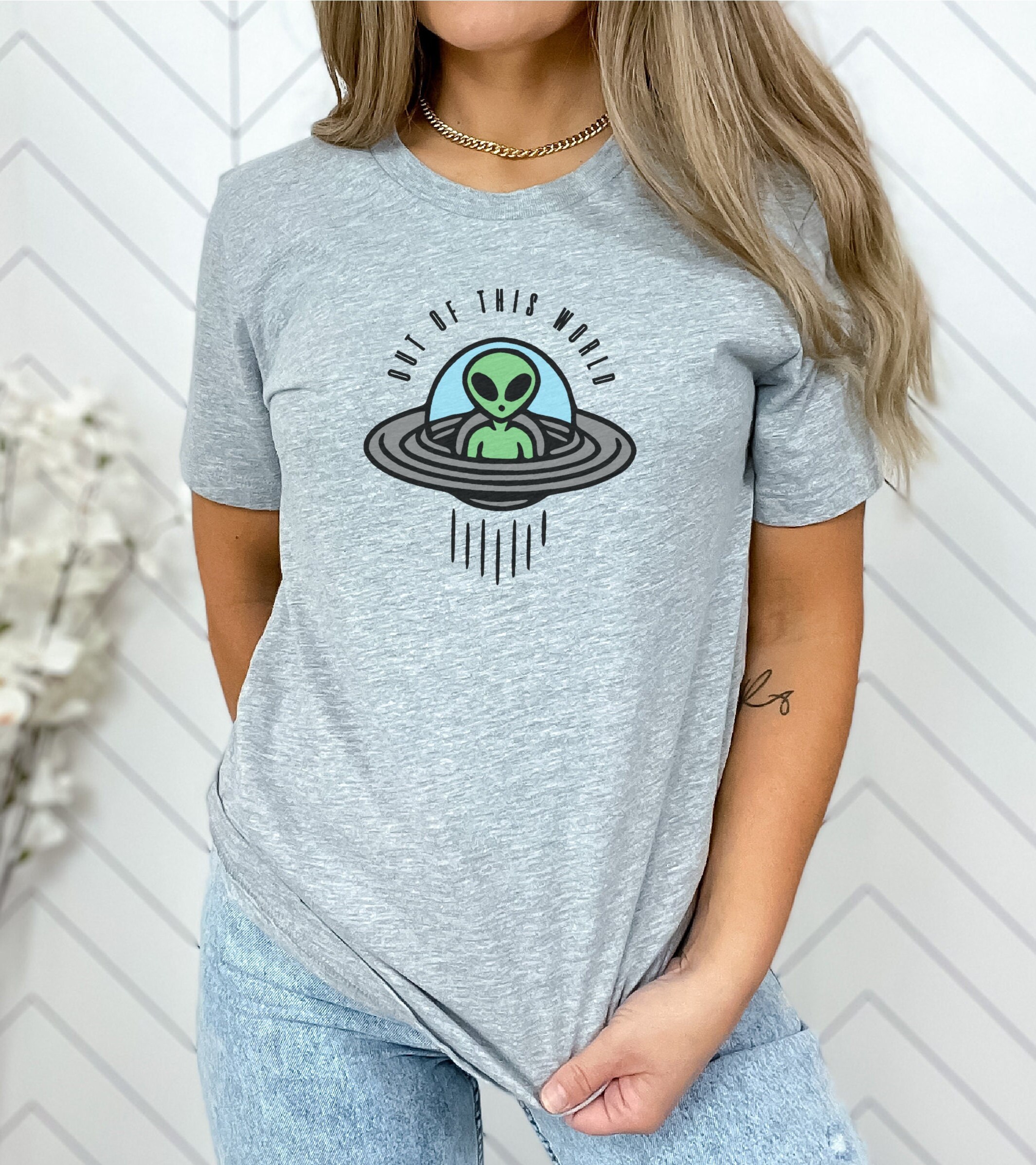 Alien Enthusiasts T-shirt, Spaceship Tshirt, Sci-fi Aficionado, UFO ...