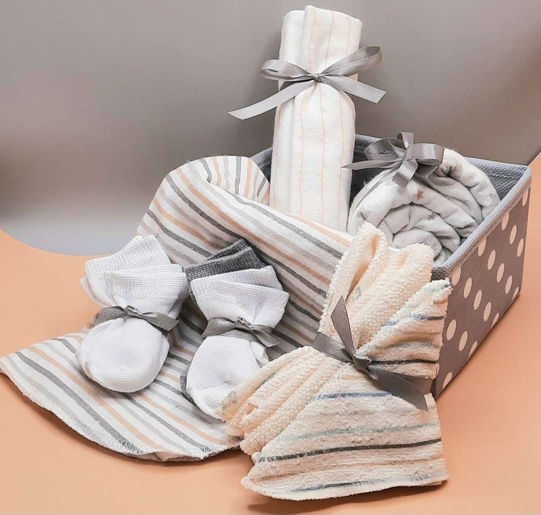 Baby Gift Basket, Baby Gender Neutral Gift Box, Newborn Gift Box - Etsy