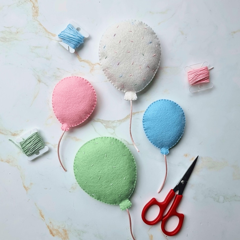 Felt Balloon Ornament Sewing Pattern: DIY Nursery Decor, Garlands and ...