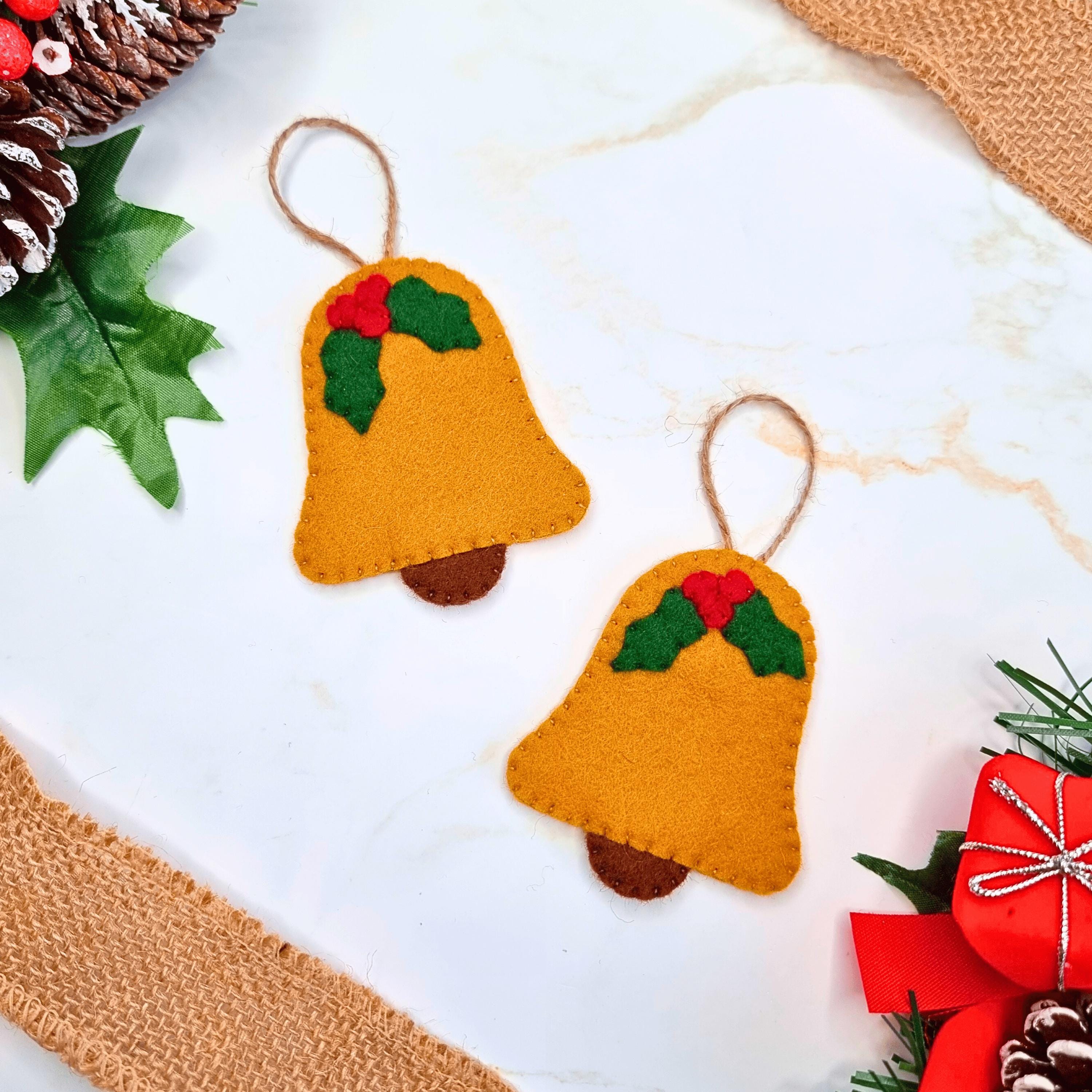 Felt Christmas Bell With Holly Sewing Pattern: DIY Hanging Ornaments ...