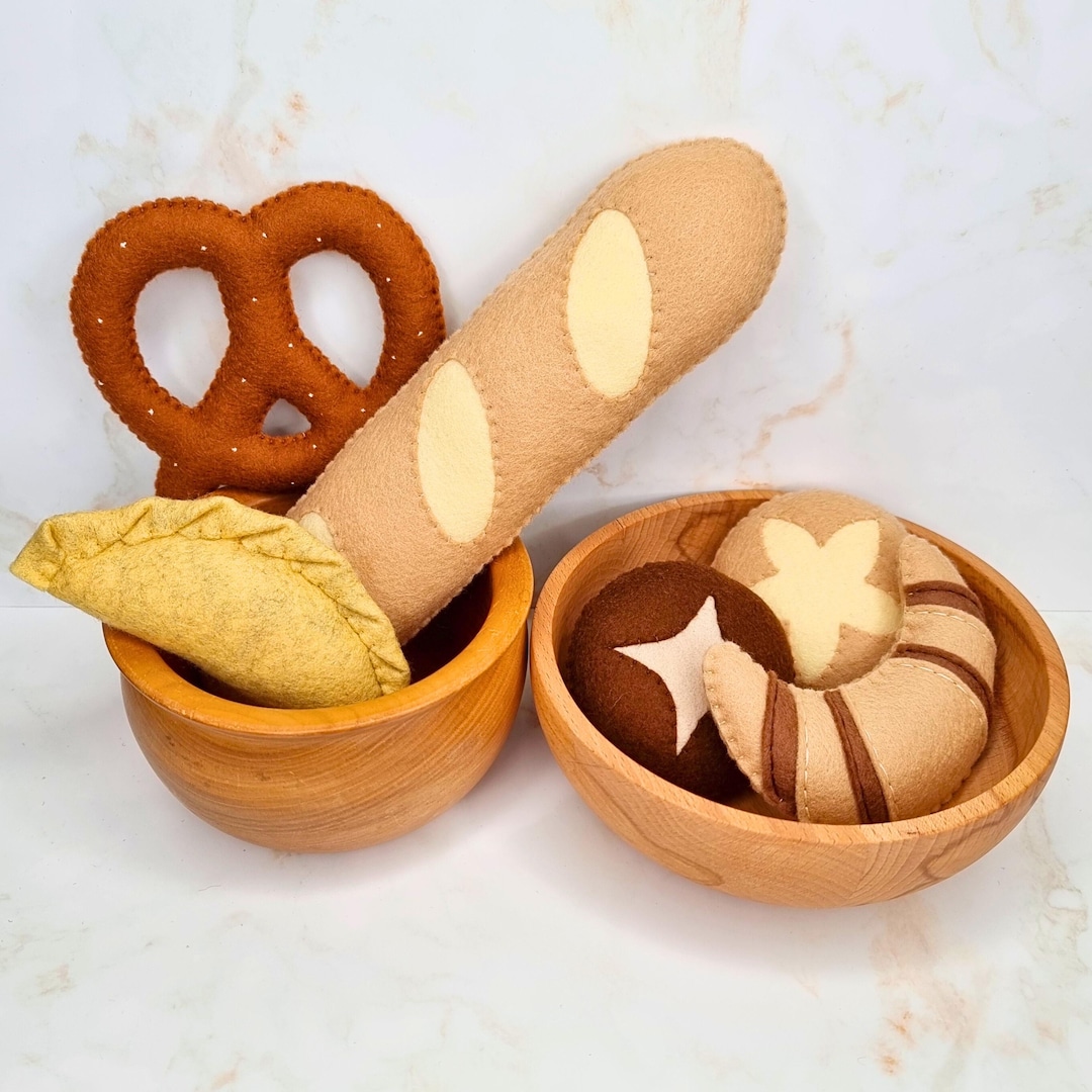 Felt Food Sewing Patterns: Pretzel, Baguette, Croissant, Pastry, Buns ...