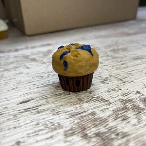 Muffin Fidget Clicker: Silent or Noisy Keychain Fidget - Etsy