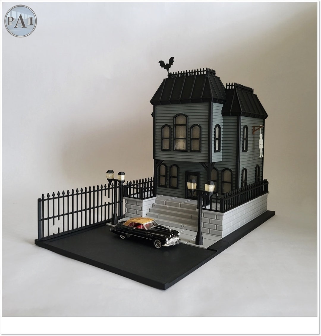 The Haunted Manor Diorama | 1/64 Scale | Veteran Made | S Scale - Etsy