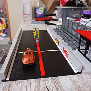 Dragway Drag Race Track Diorama | 1/64 Scale | VETERAN MADE - Etsy