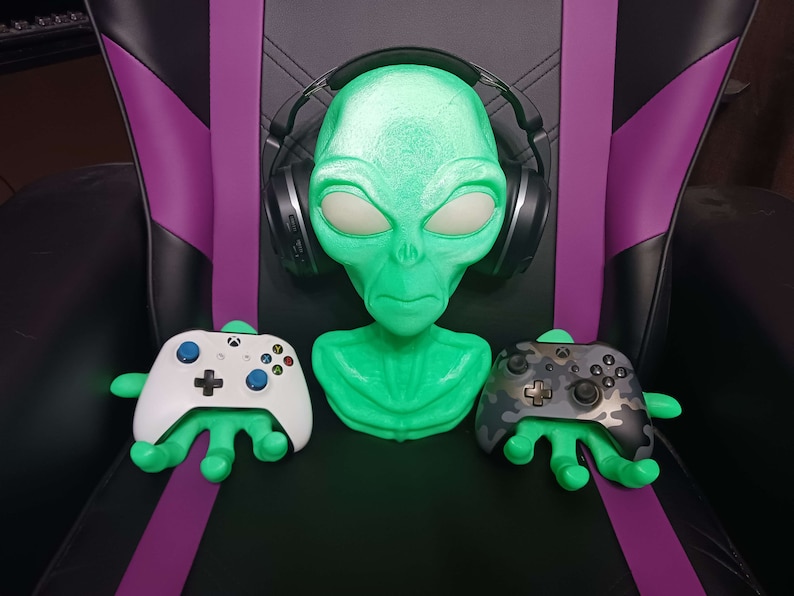 VETERAN MADE ALIEN Gaming Organizer Controller Holder Headset Headphone ...