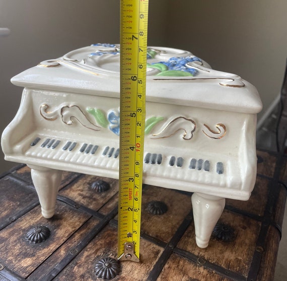 Vintage White Ceramic Grand Piano Velvet Lined Jewelr… - Gem