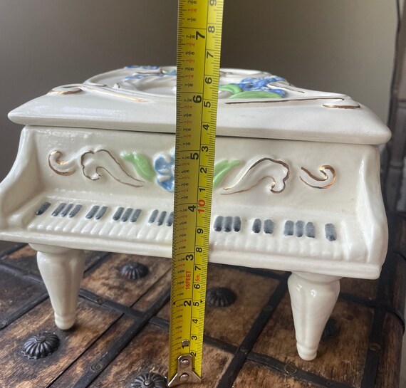 Vintage White Ceramic Grand Piano Velvet Lined Jewelr… - Gem
