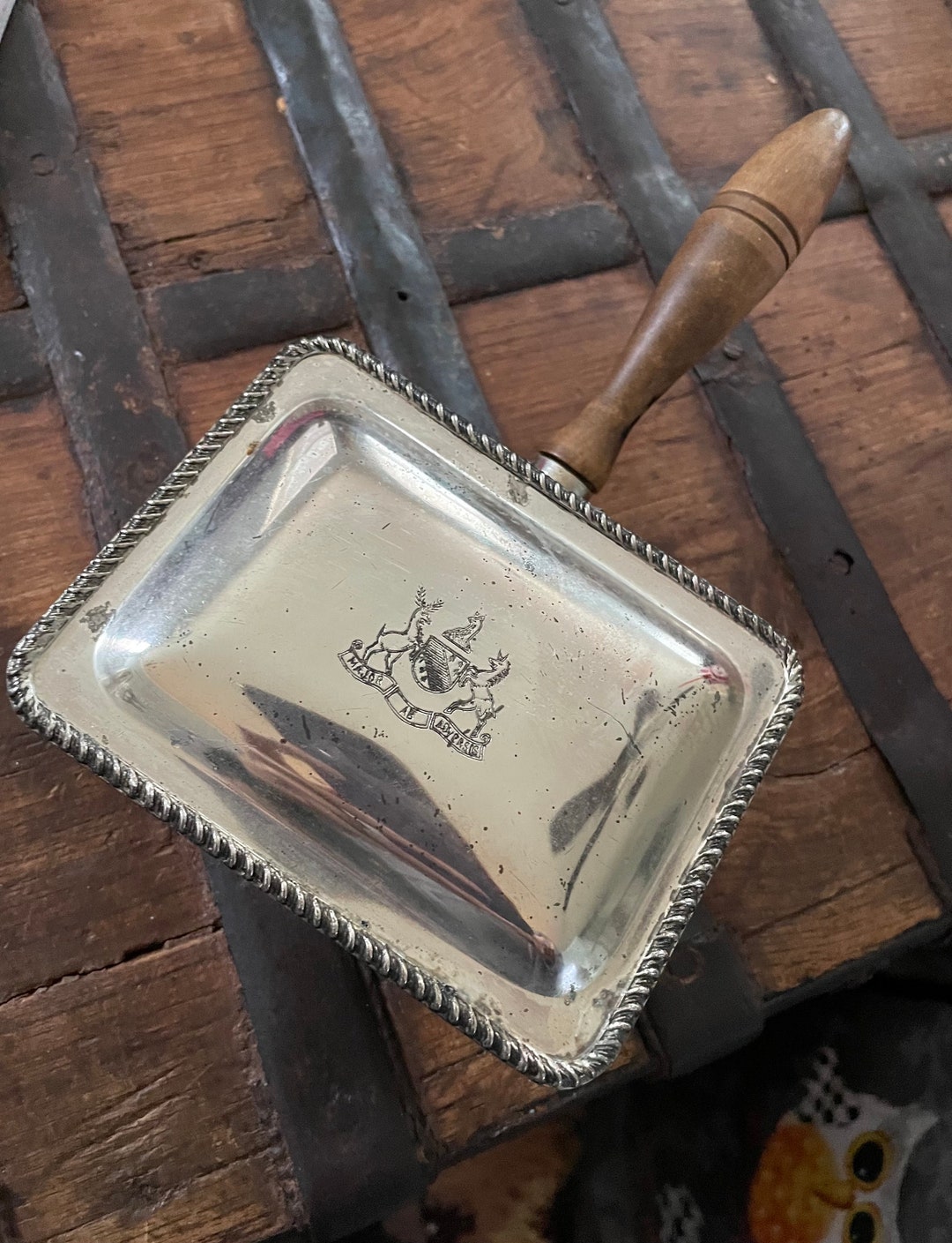 Vintage Etched Shield Silver Wood Handle Silent Butler I Ash Box - Etsy