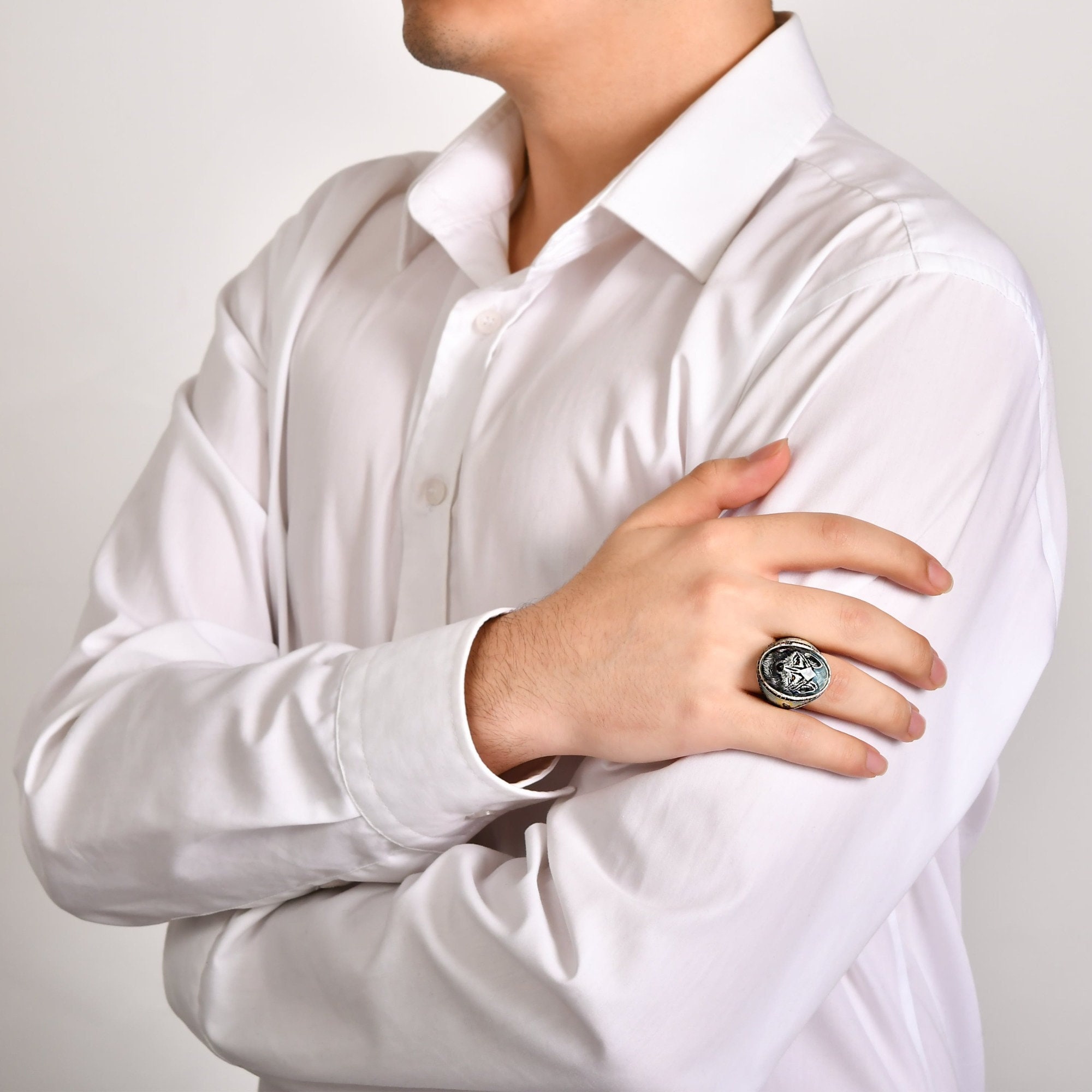 Stunning Wolf Signet Ring, 24K Gold Hand Painted Animal Men Ring, Black ...