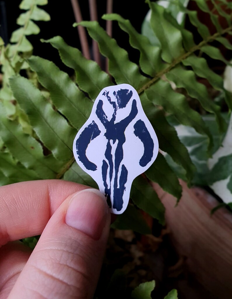 Mythosaur Skull Sticker Matte the Mandalorian - Etsy