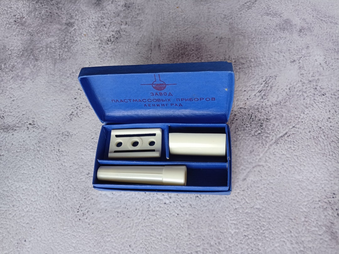 Vintage Shaving Razor USSR 1970s in a Box Barber - Etsy