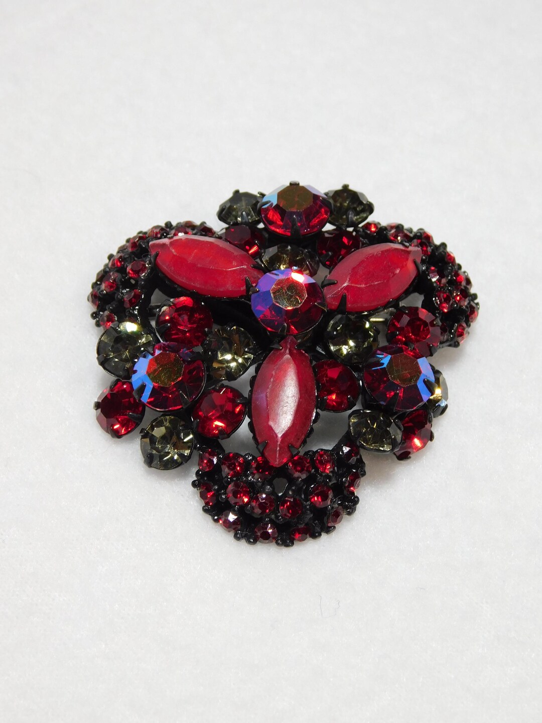 What's Trending? Vintage Brooches! Dark Red Rhinestones Brooch #53 - Etsy