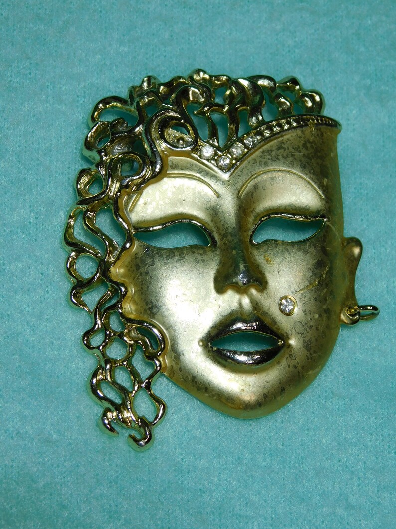 What's Trending: Gold Tone Metal Face Pin Mask Brooch - Etsy