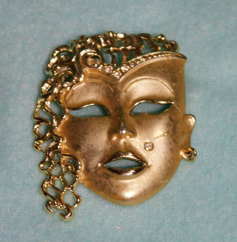 What's Trending: Gold Tone Metal Face Pin Mask Brooch - Etsy