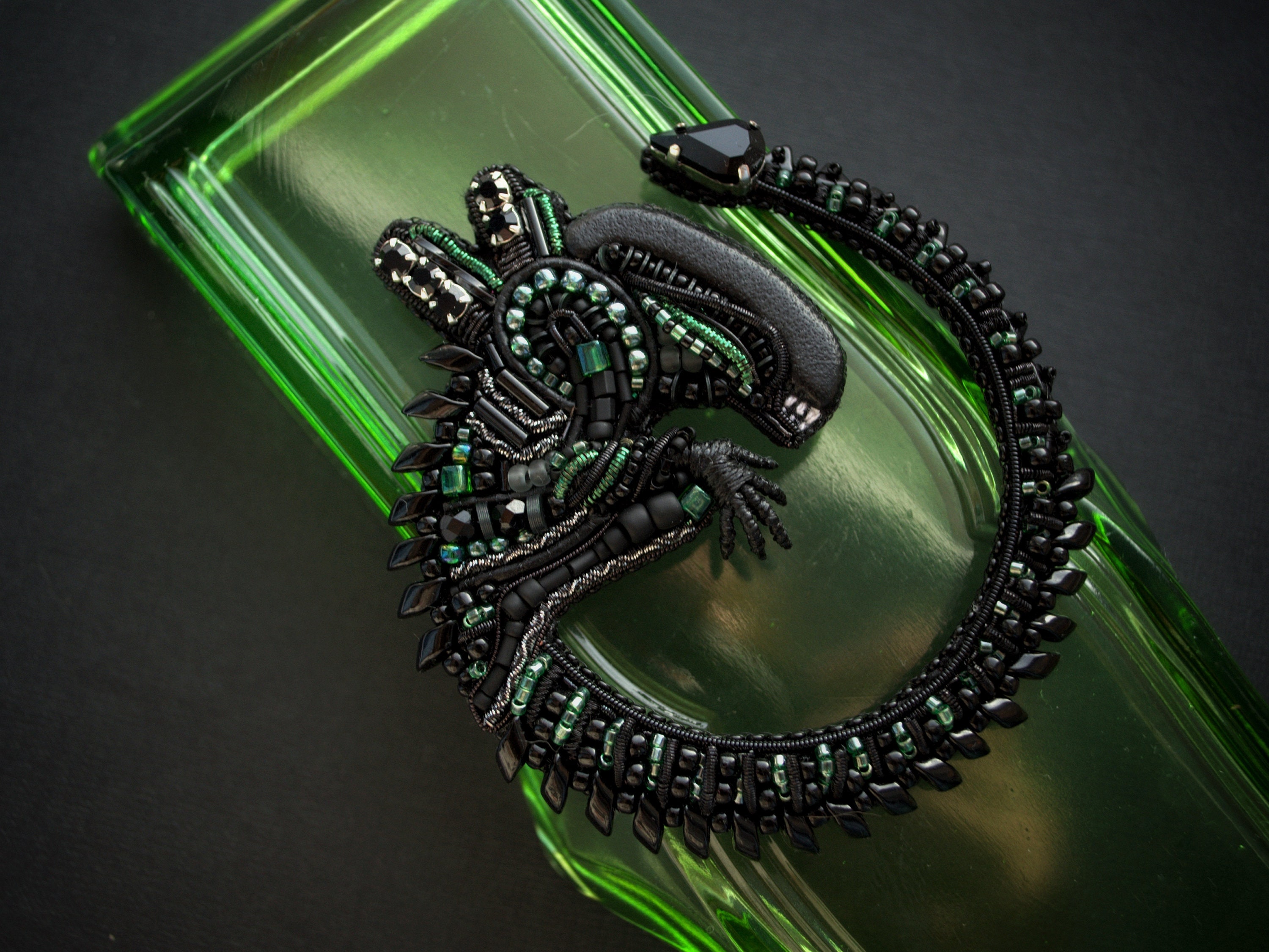 Alien Xenomorph Brooch Gift for Him Gift for Her Space Brooch Handmade ...