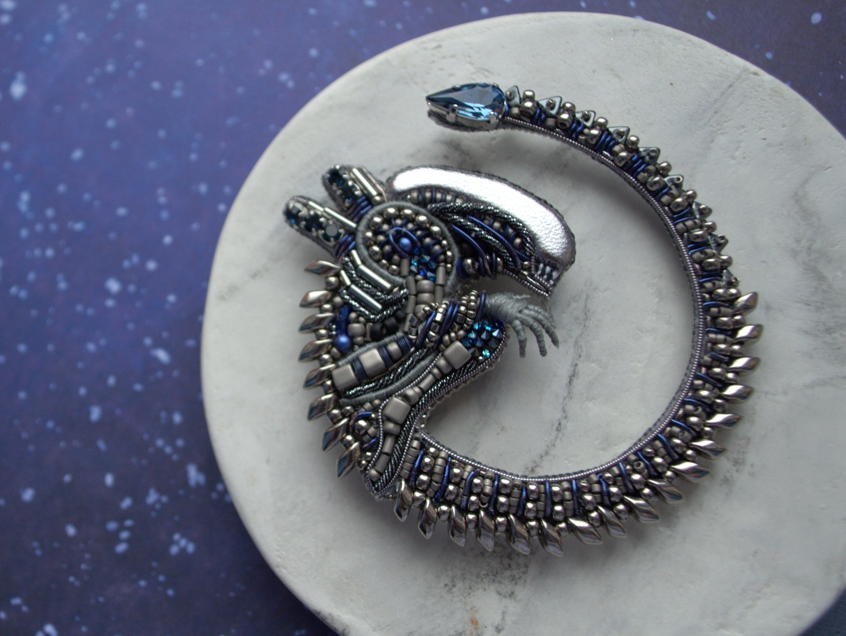 Alien Xenomorph Brooch Gift for Him Gift for Her Space Brooch Handmade ...