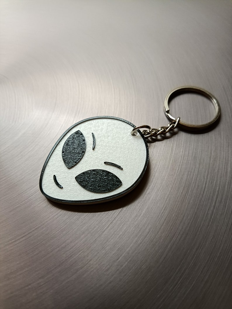 Alien Head Keychain 3D Printed Figurine Space Gift - Etsy