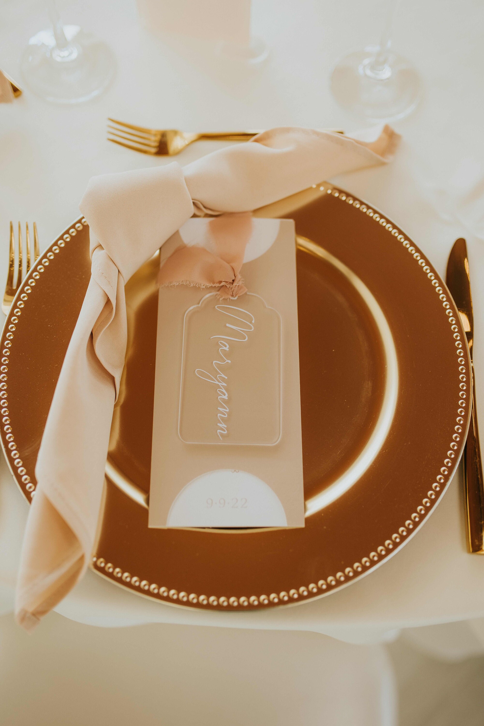 Custom Acrylic Name Plates for Weddings and Events - Etsy