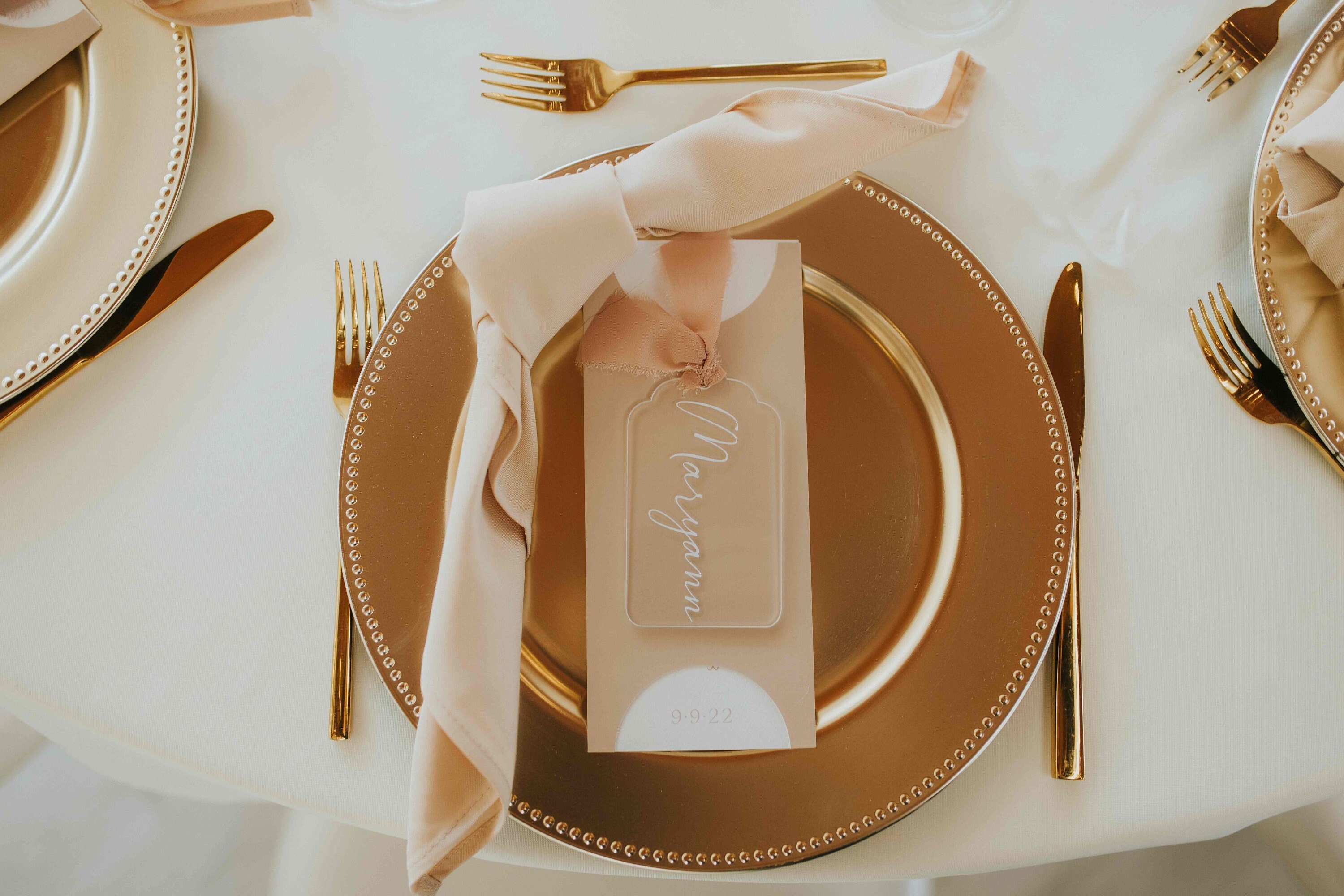 Custom Acrylic Name Plates for Weddings and Events - Etsy