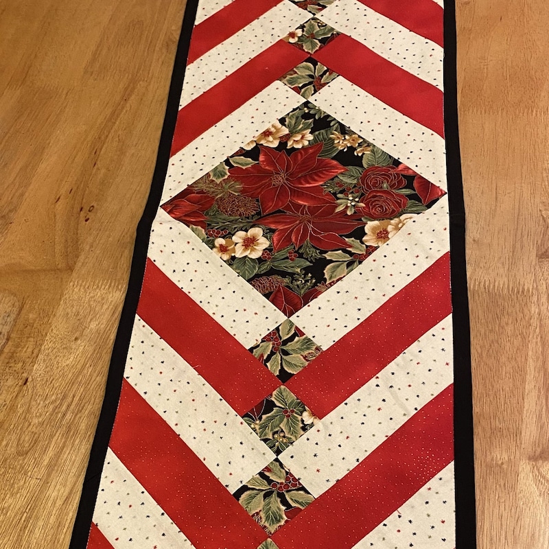 Christmas Table Runner - Etsy