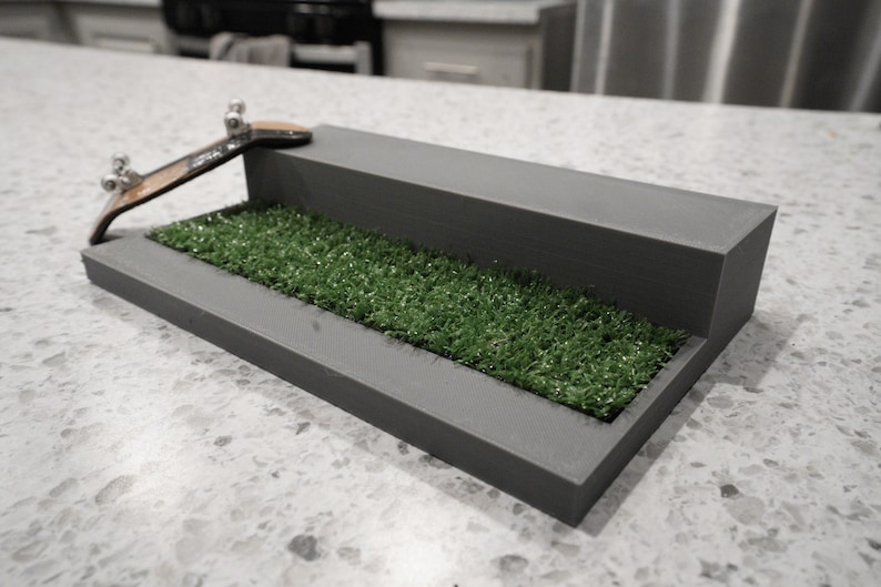 Fingerboard Planter - Fingerboard Obstacle - Fingerboard Ramp ...