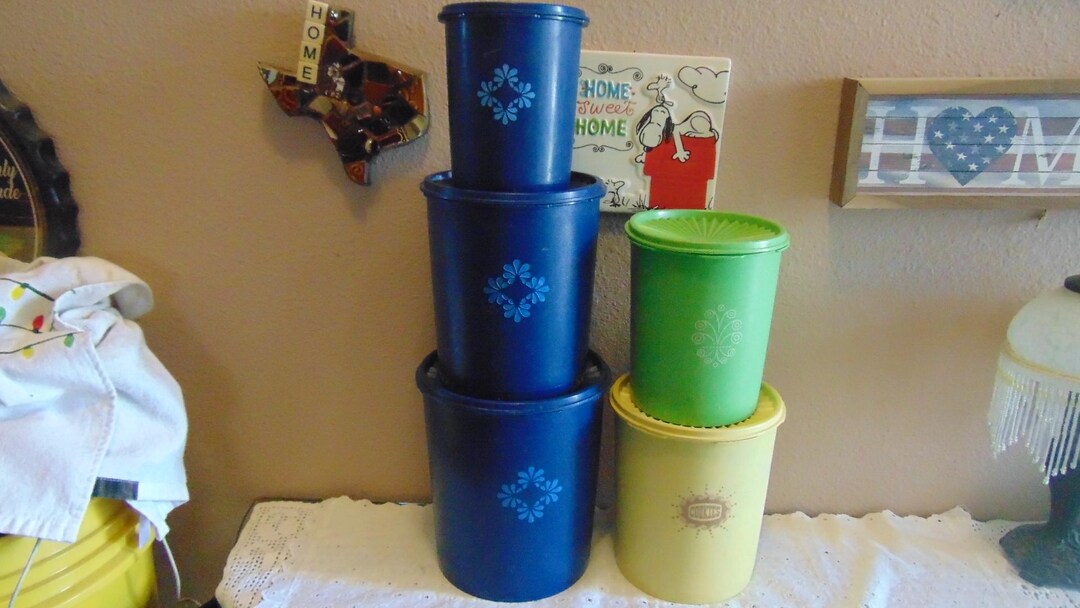 Pre-owned Vintage Tupperware Kitchen Canisters- Set of 3 Blue, One ...