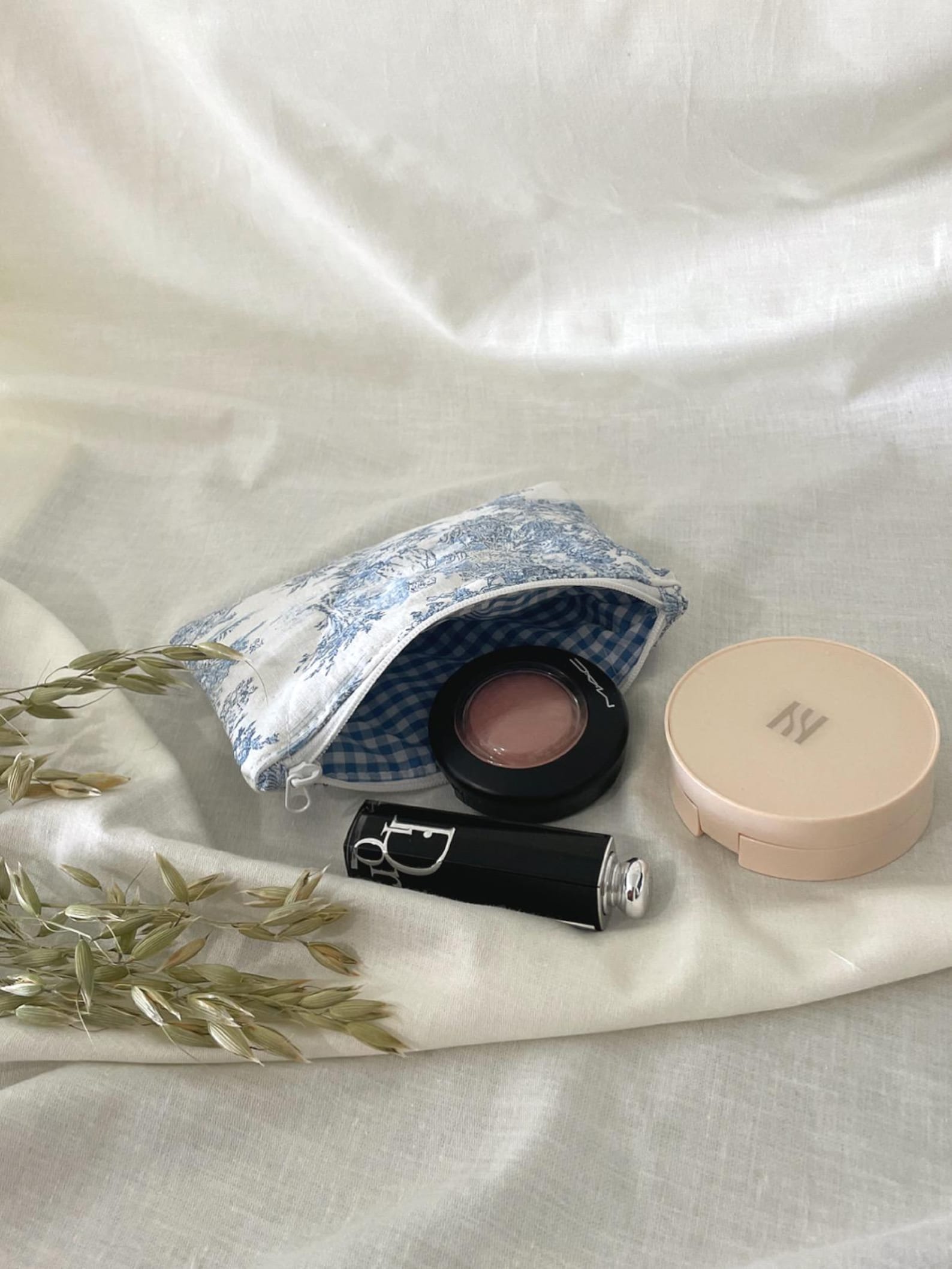 Quilted Toile De Jouy Pouch, Small Makeup or Camera Case - Etsy
