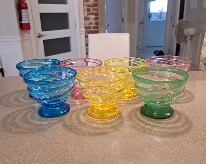 Set of 8 Large XXL Dessert Cups in Rigid Plastic, Excellent Condition ...
