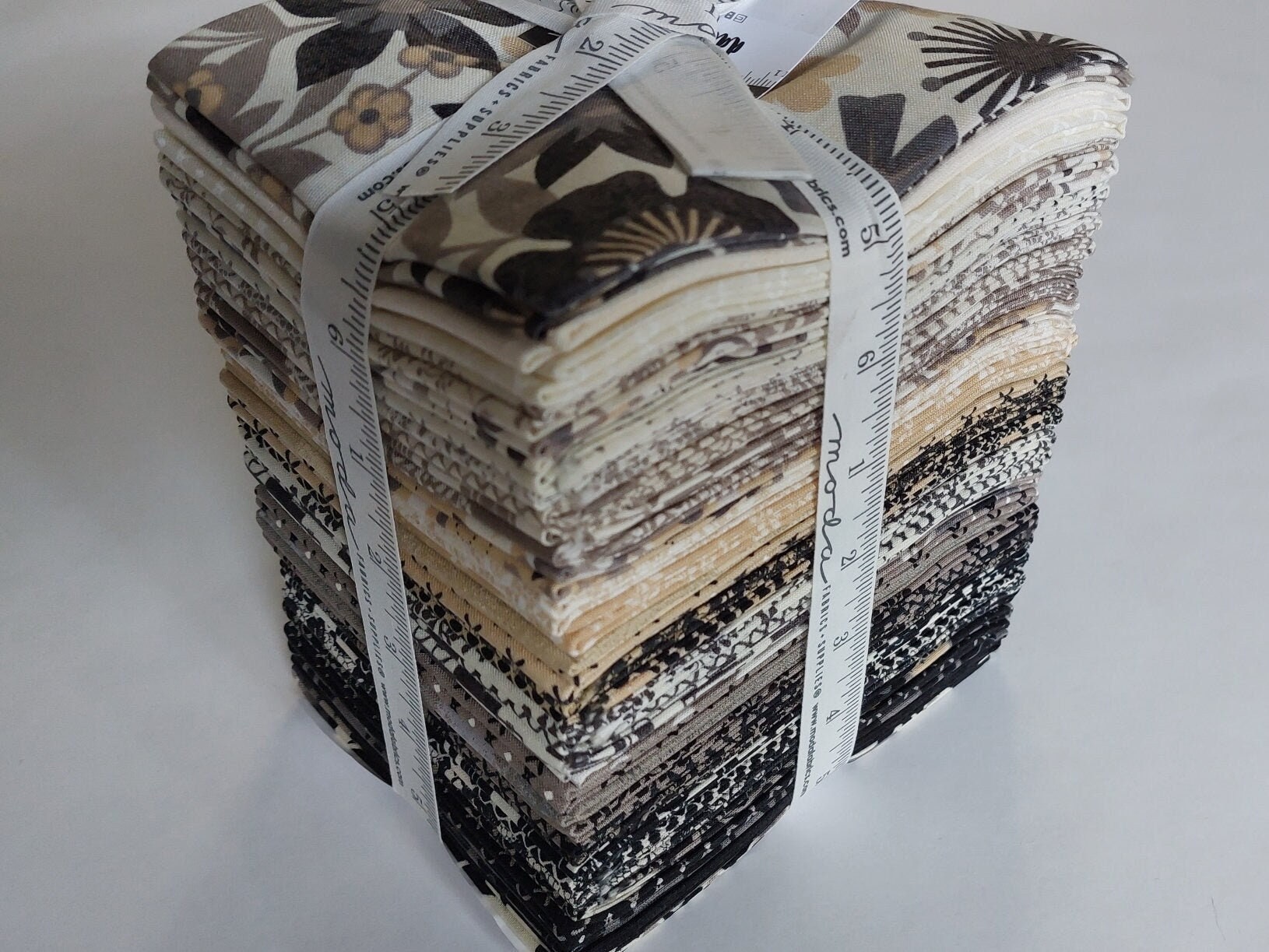 Date Night Fat Quarter Bundle MODA Patchwork Quilting Precut - Etsy ...