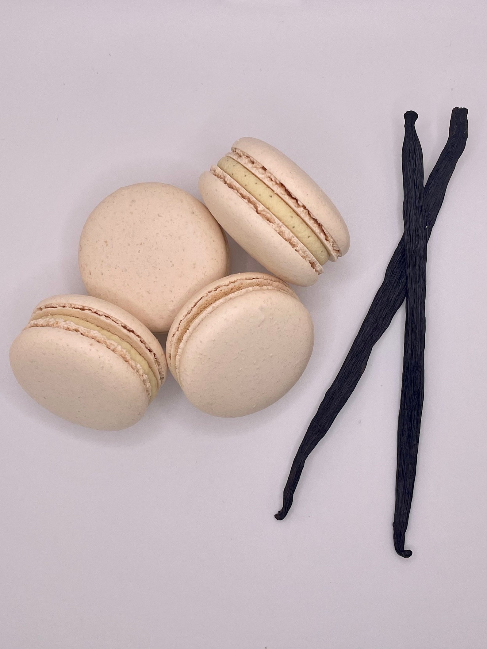 Box of 12 Classic Flavoured Macarons - Etsy UK